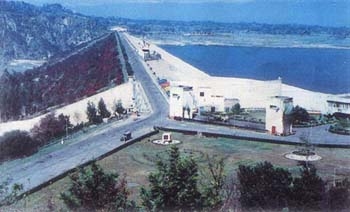 Maharana Pratap Sagar Dam, Pragpur, India Tourist Information